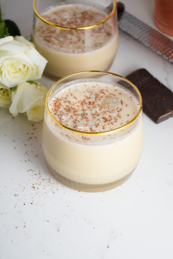 3 Ingredient White Russian Coffee Cocktail - Natalie Paramore