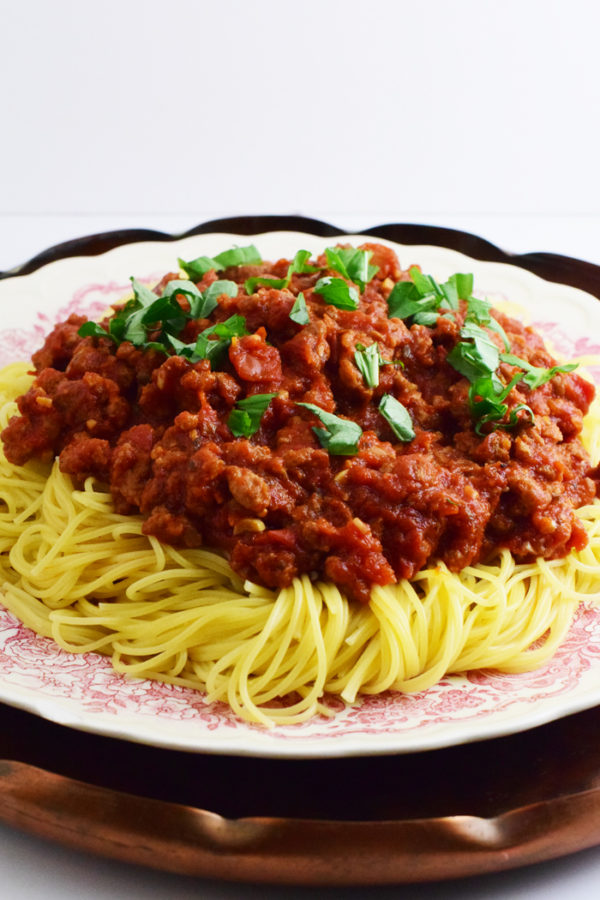 BMW’s Spicy Red Wine Spaghetti Sauce - Natalie Paramore